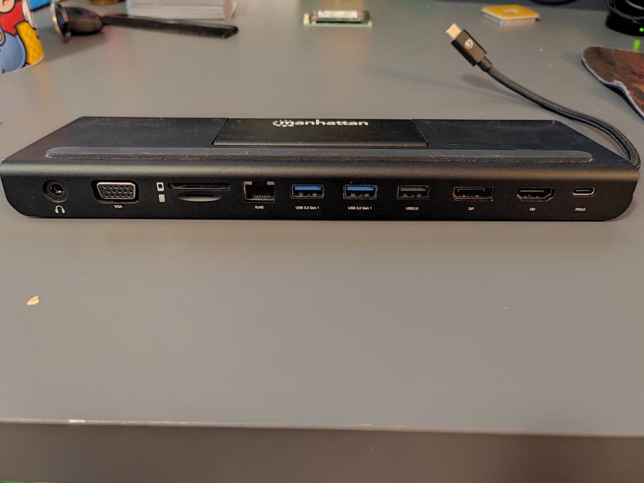 USB-C dock Manhattan 11 u 1 model 153478