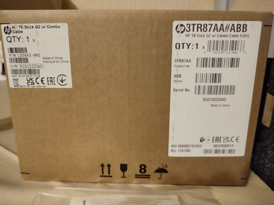 Docking station HP 230W Thunderbolt G2 with Combo Cable P/N: 3TR87AA