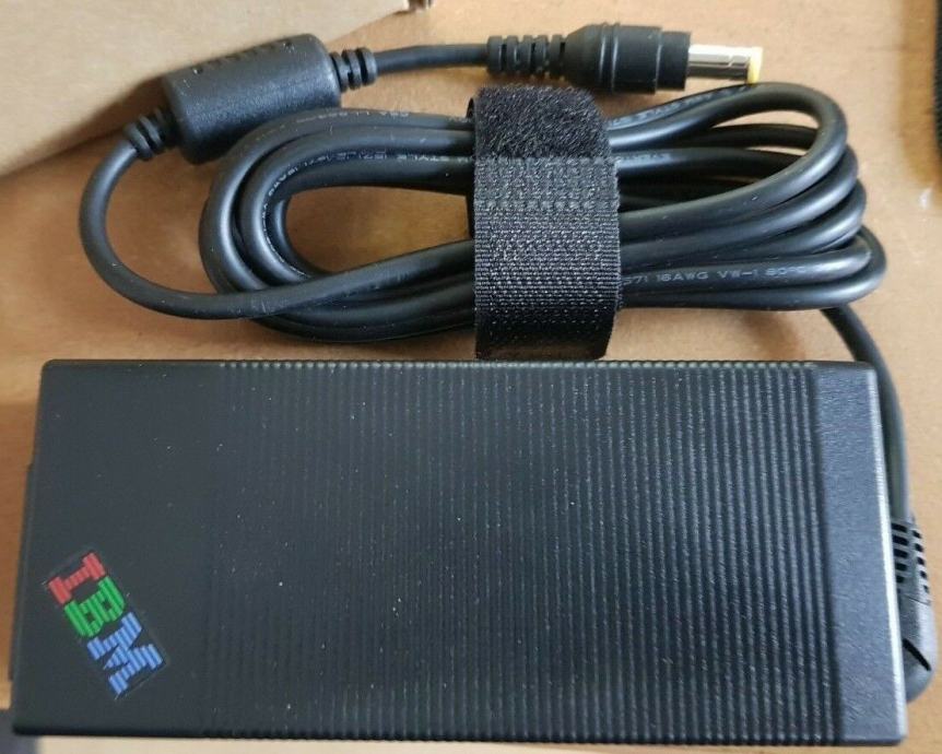 Original IBM Lenovo AC Adapter 72W EU1