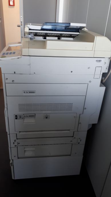 FOTOKOPIRNI APARAT REX-ROTARY DSM 725