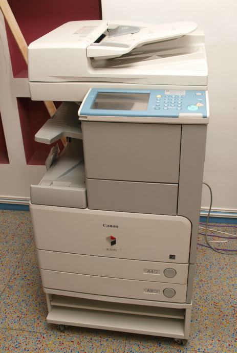 Fotokopirni stroj CANON IR3245
