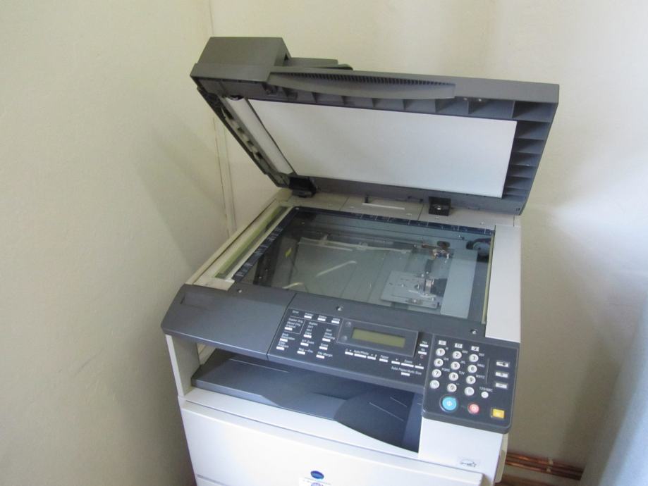 KONICA MINOLTA DIALTA DI1611