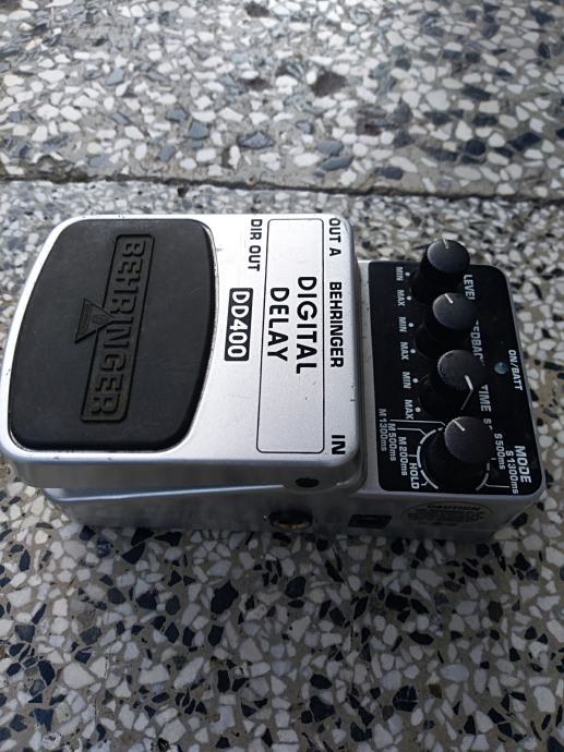 Behringer digital delay DD 400
