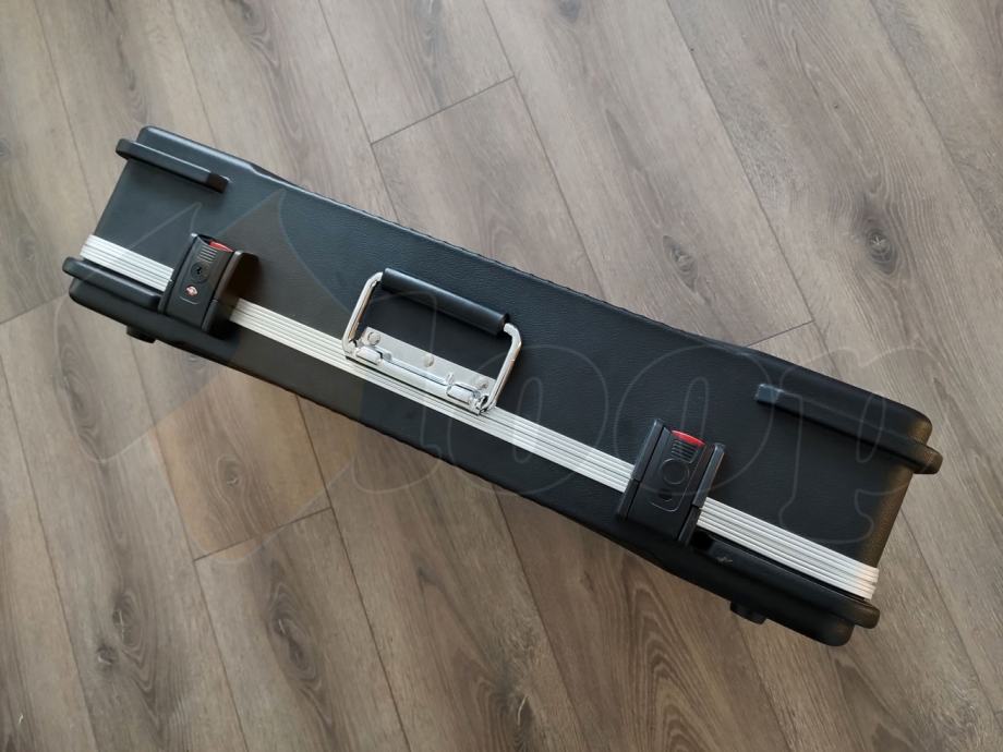 Rockboard TRES 3.2 pedalboard