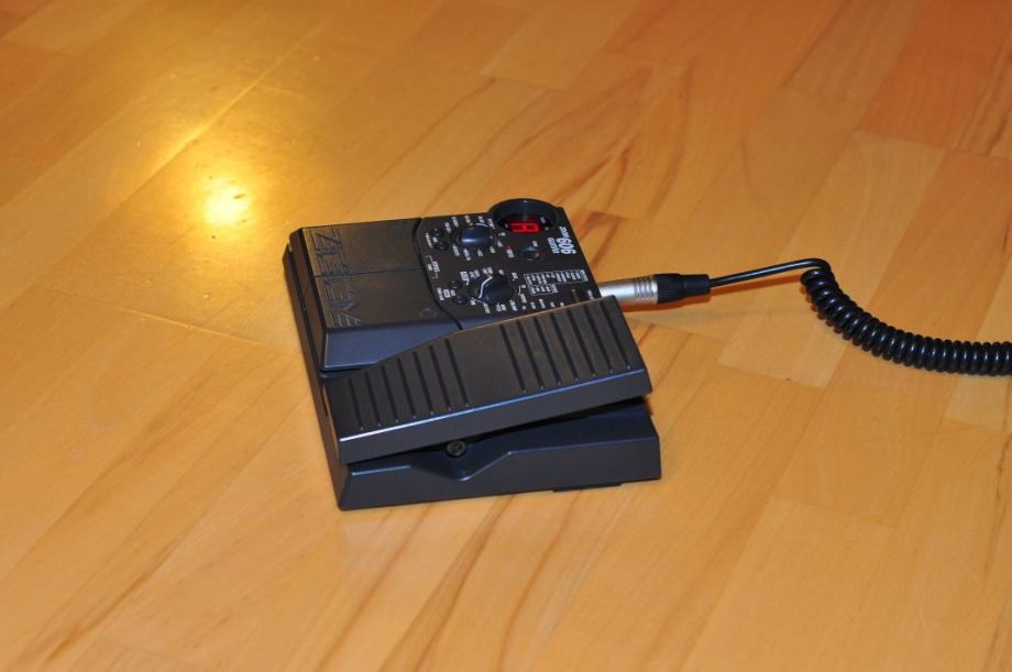 Zoom 606 multiefekt gitarska pedala