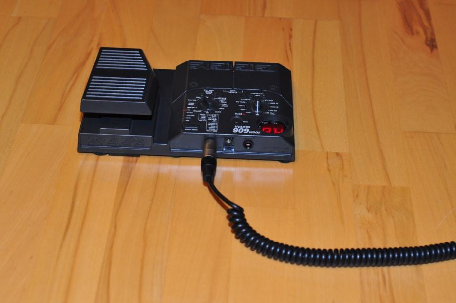 Zoom 606 multiefekt gitarska pedala