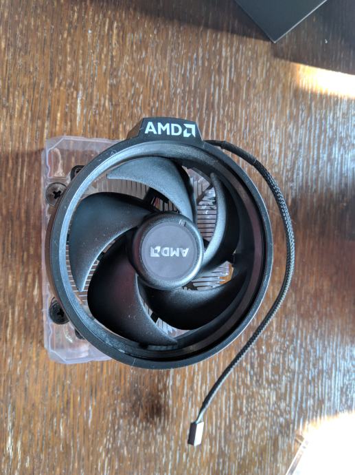 AM4 Wraith Stealth cooler NOVOO!!!