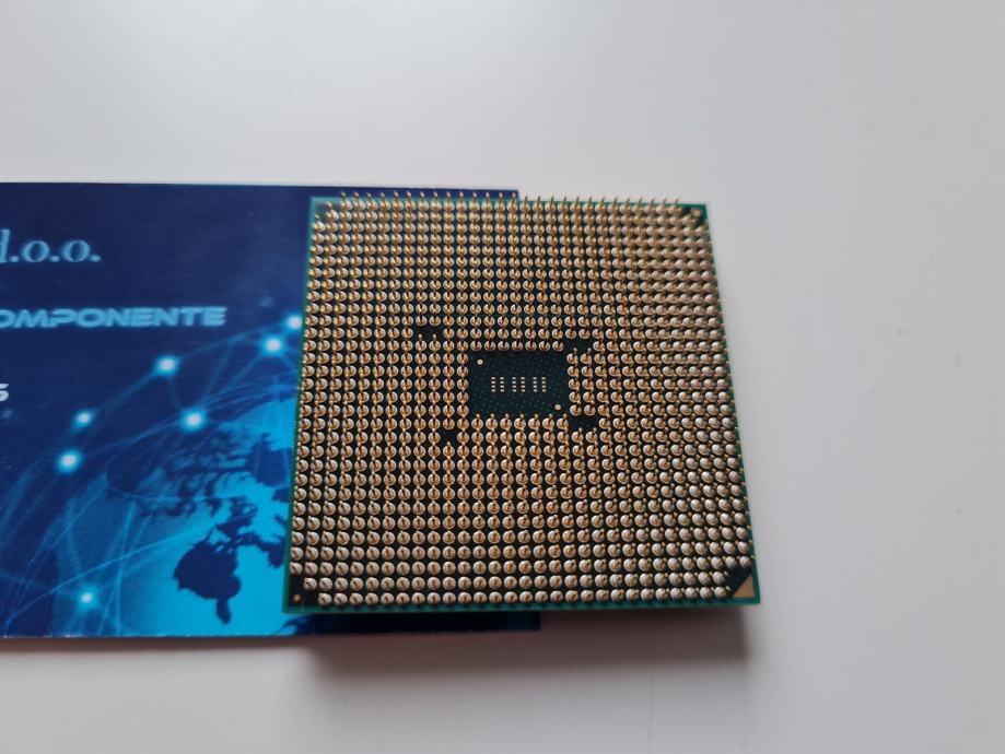 AMD A10-Series A10-7800 - AD7800YBI44JA, Socket FM2+ - Račun / R1