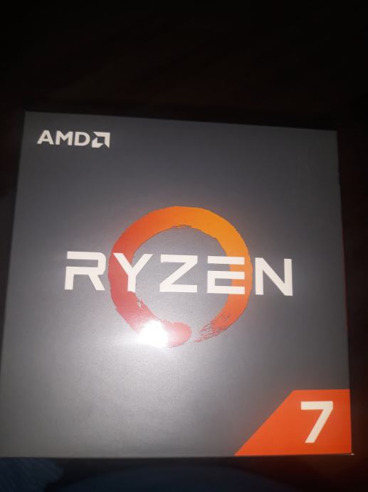 AMD Ryzen 7 2700X