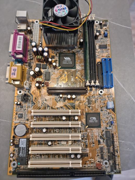 Intel Celeron 566 +maticna