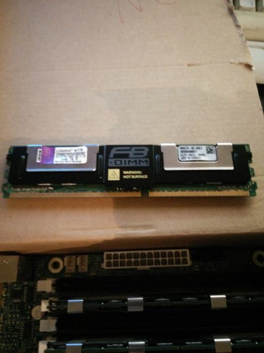 Intel Xeon X5365 x2 + 16GB DDR2 (ECC & FullBuffer) + Intel S5000XVN