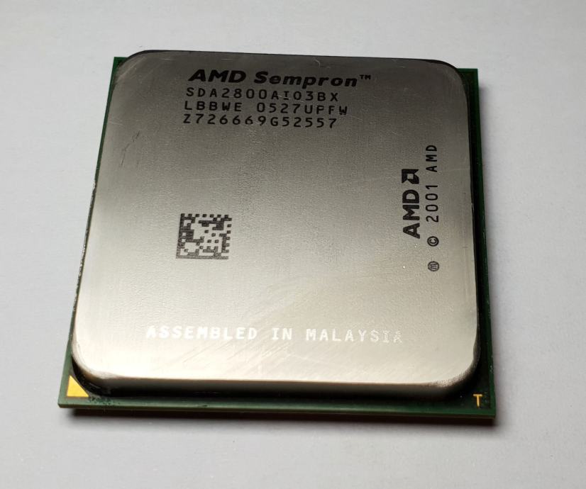 Procesor AMD Sempron 2800+ Socket 754 (SPLIT)