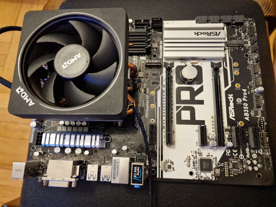 Ryzen 7 1800x + Wraith Stealth RGB + AB 350 PRO 4