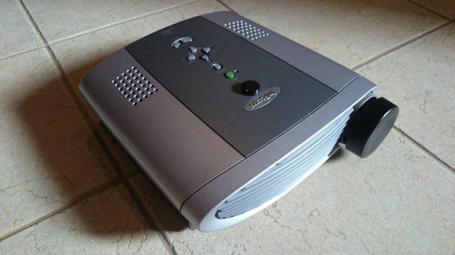 InFocus LP500 projektor