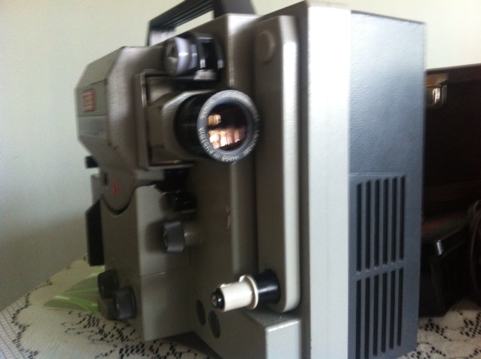 Kinoprojektor EUMIG Mark-s 712 D Odličan