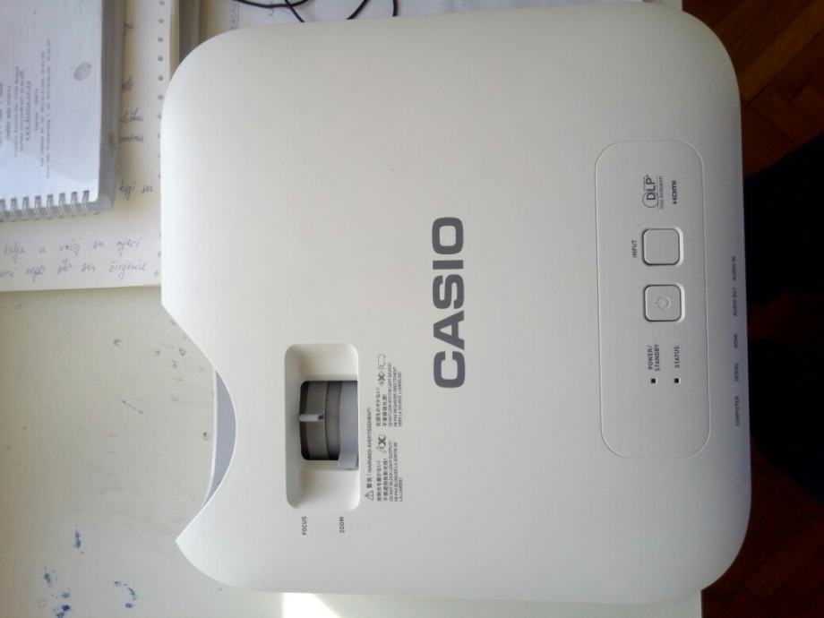 Projektor Casio xj-v100w