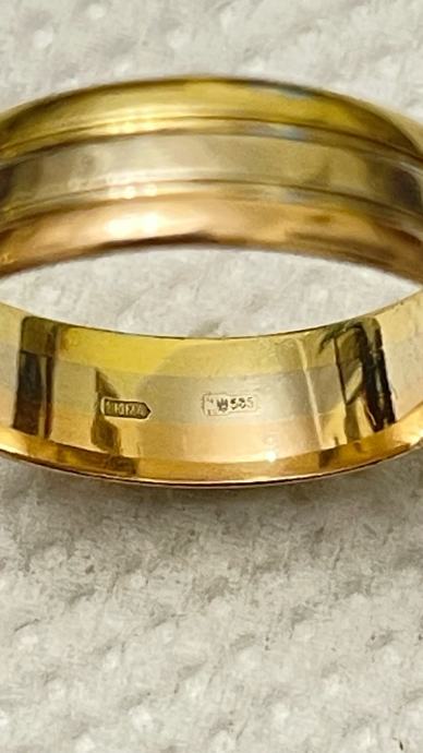 Zlatni prsten od 585