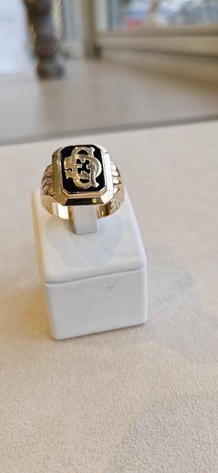 muski prsten zlato pecatnjak 585 onyx