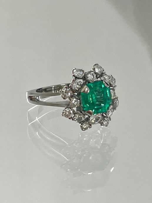 PRSTEN SMARAGD BRILJANTI