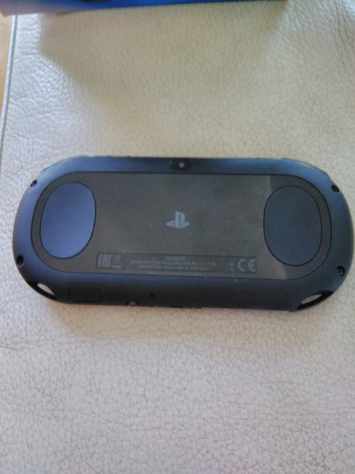 PS Vita 2016 + Adventure Mega Pack + 8GB - Mem Card