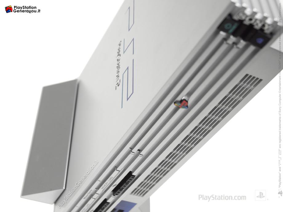 PlayStation 2 FAT SILVER