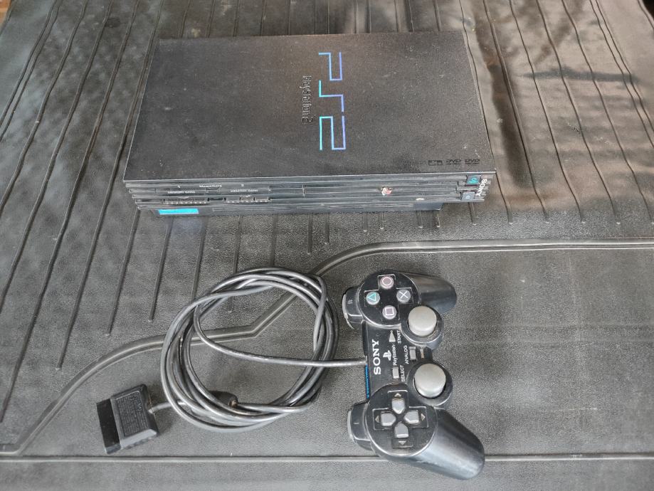PS2 konzola