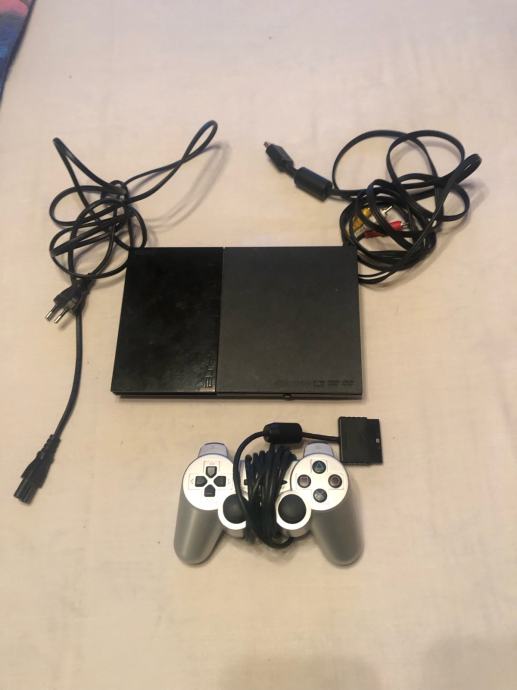 PS2 konzola