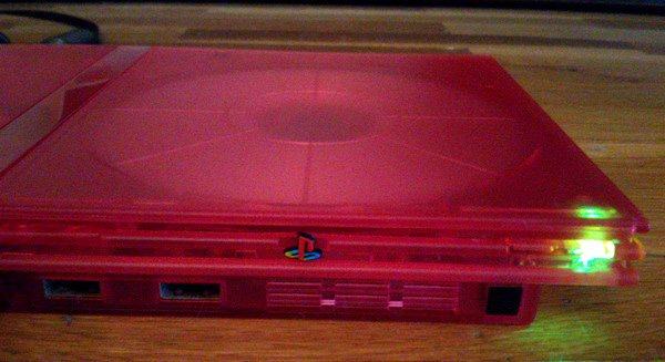 Sony Playstation 2 Slim - RED Special Edition (crveni), Chip & Igre