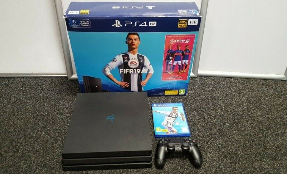 Playstation 4 PRO 1TB - FIFA 19