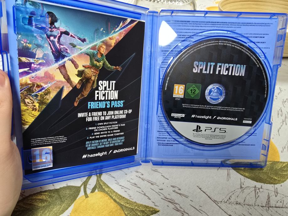 Split Fiction PS5