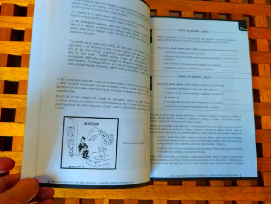 Miljević-Riđički Renata et al UČITELJI ZA UČITELJE primjeri provedbe