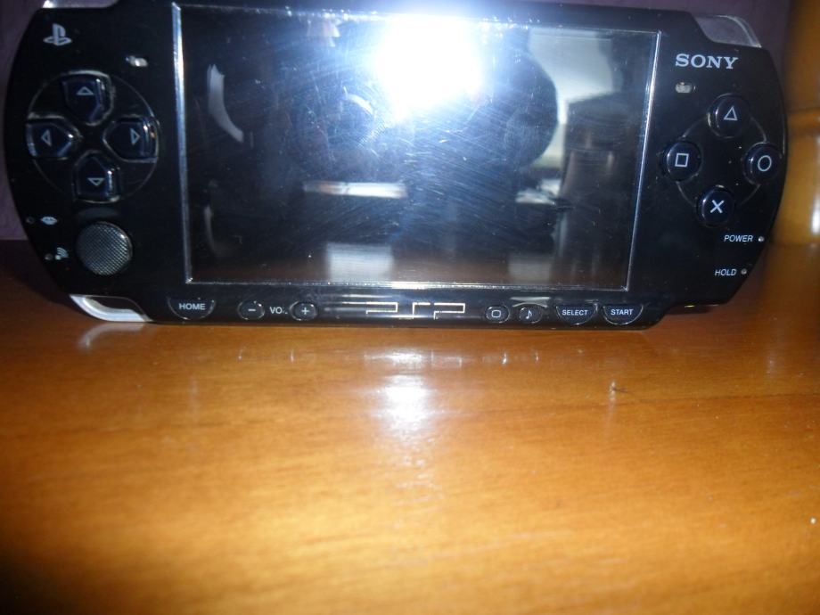 SONY PSP - 2004 PB,SLIM & LITE
