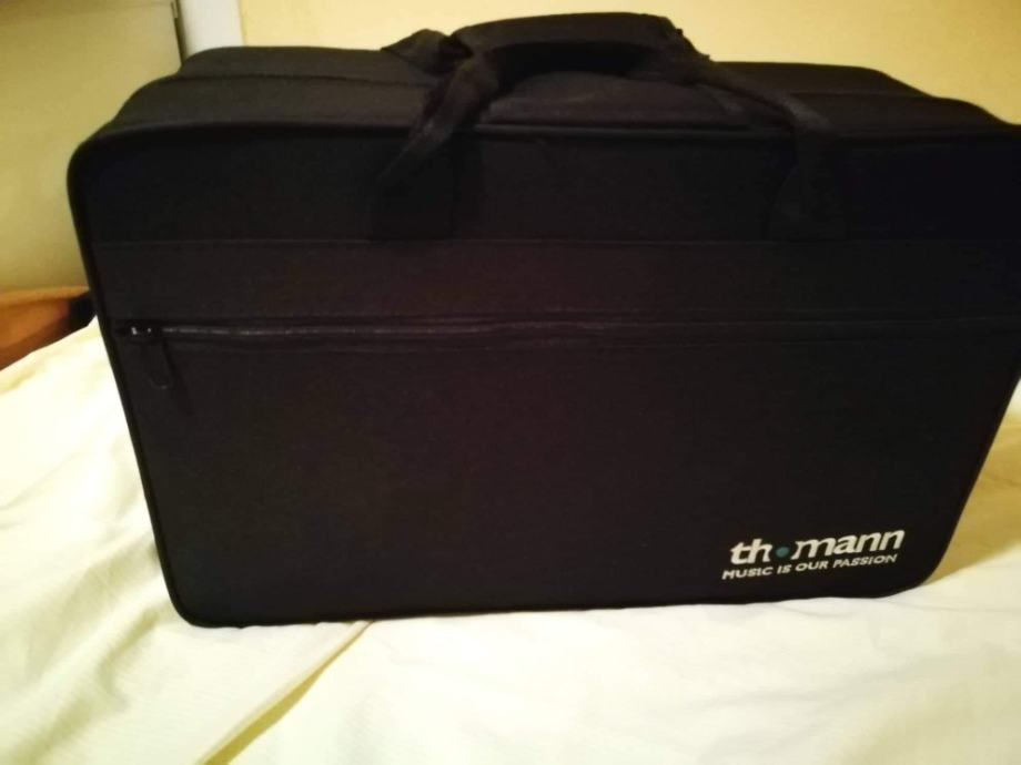 Krilnica Thomann 600GS