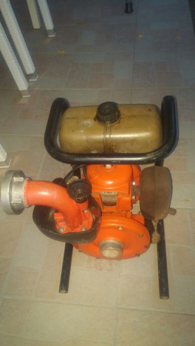 Pumpa tomos za vodu