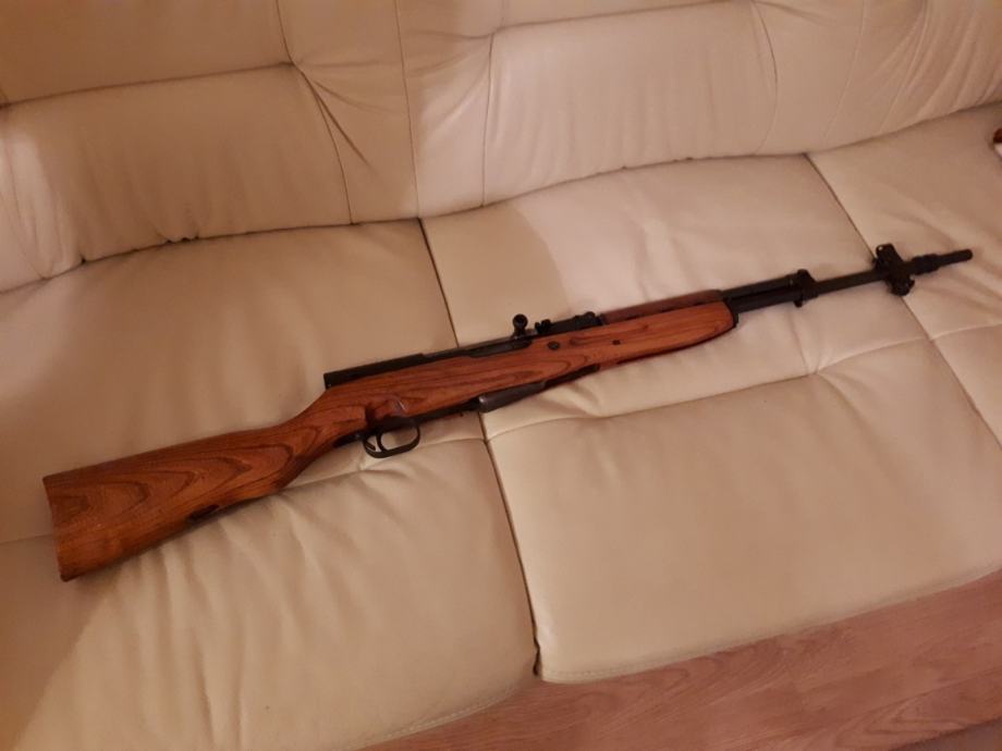 Crvena zastava PAP M59/66 (papovka) preuredjena za lov