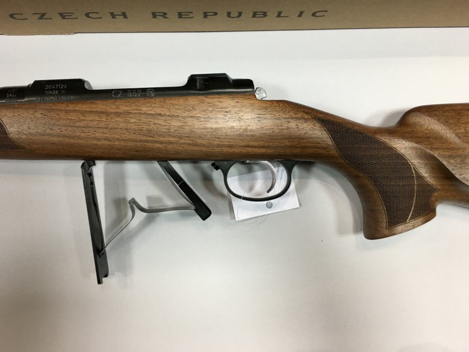 Karabin ČZ 557 Lux,Kalibar 30-06, Novo u Trgovini
