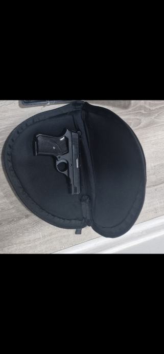 Komplet 3 puske i pistolj