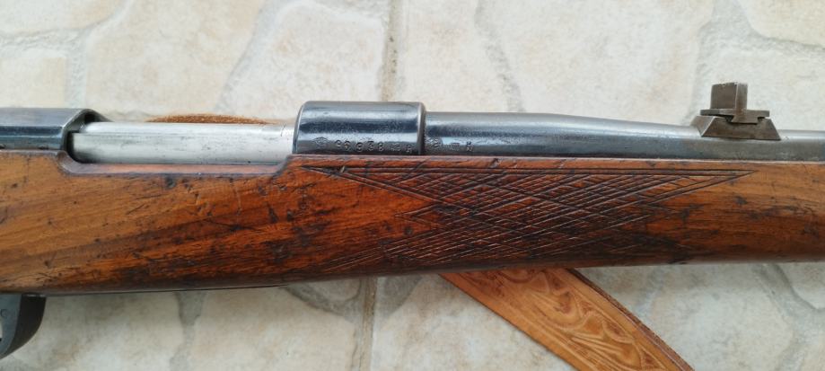 Lovački karabin i bokerica