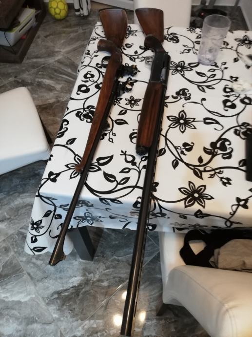 Prodajem Polu-automatsku pusku Franchi 520 Hunter