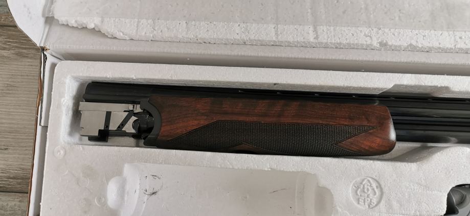 Prodajem SABATTI FALCON E.A. MON cal. 12/76