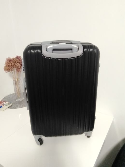 Putni kofer ANANDA OČUVANO