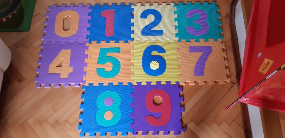 Podne puzzle velike brojevi 10 komada