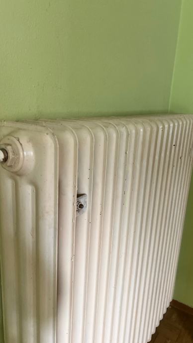 RADIJATORI od lijevanog željeza / gusani radijator 20 rebara