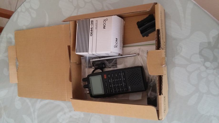 ICOM IC-R20 KOMUNIKACIJSKI PRIJEMNIK SCANNER 0.15 - 3304.999 MHZ