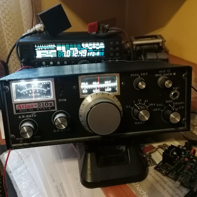 ATLAS 210X. HF transceiver.