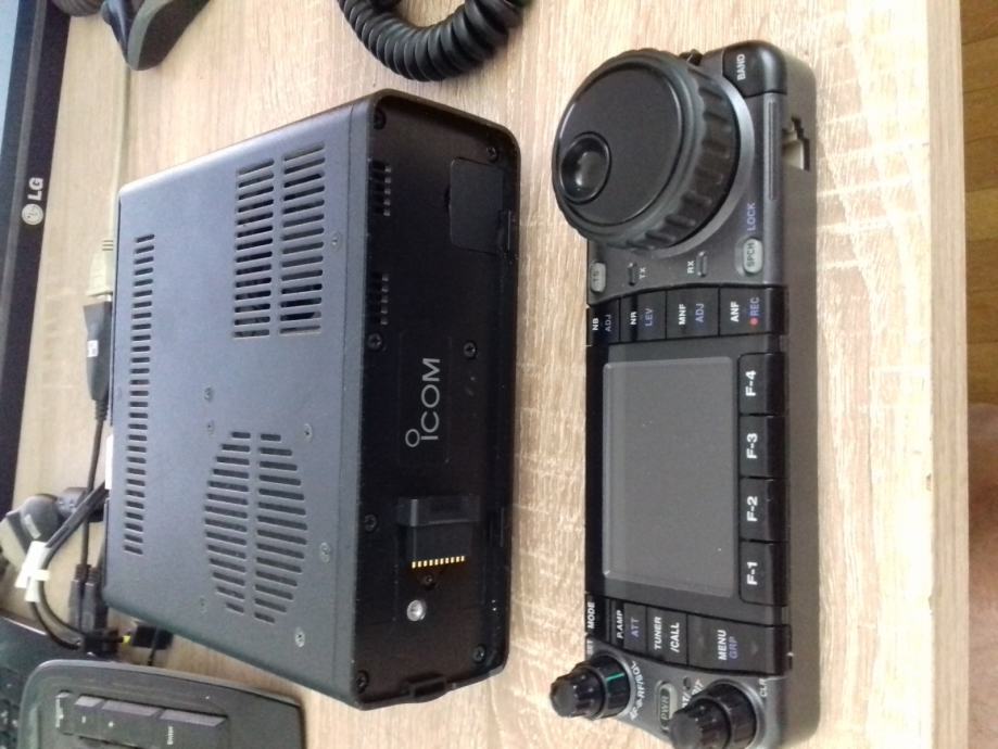 ICOM IC-7000