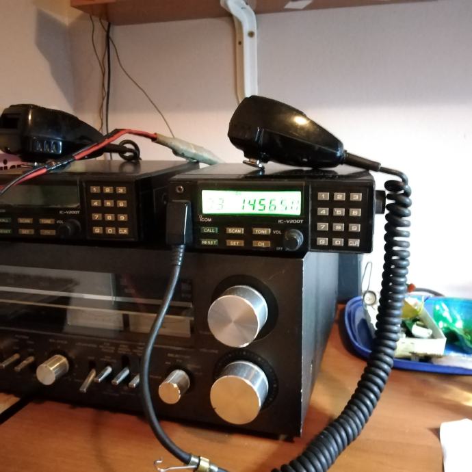 ICOM ic-v200 T ručno programiranje
