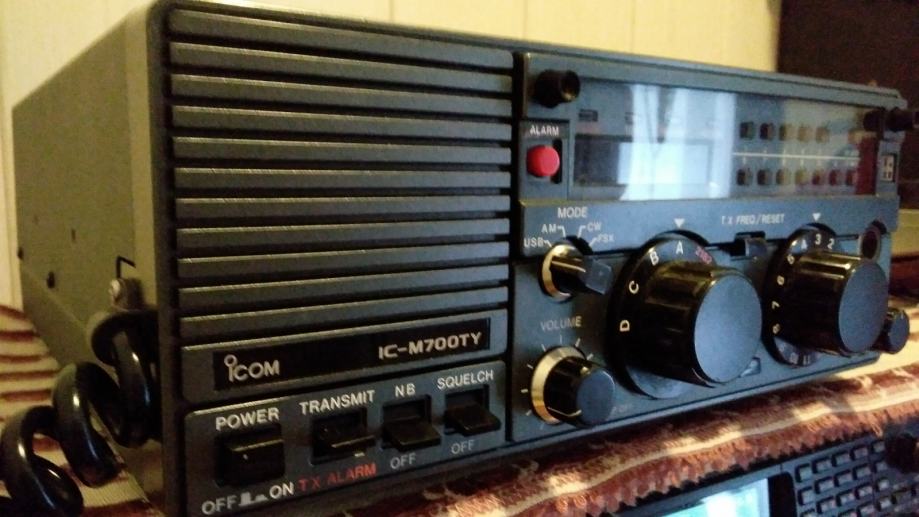 ICOM IC M700TY