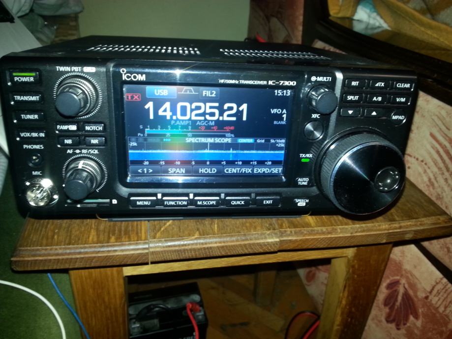 ICOM IC7300