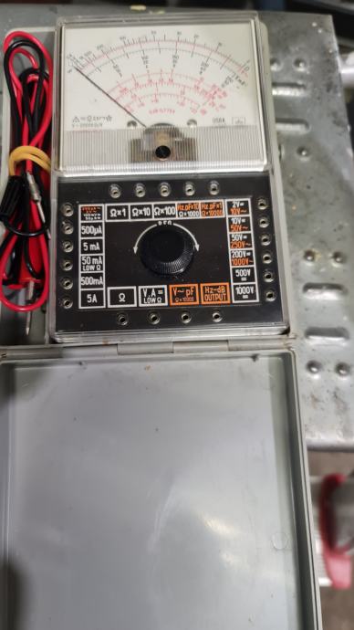 Prodajem stari iskrin unimer u ispravnom stanju 25€